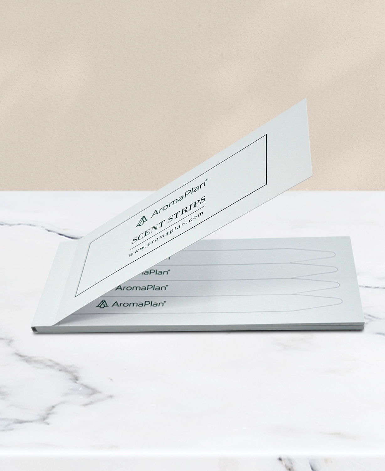 Booklet with 40 scent strips. – AromaPlan